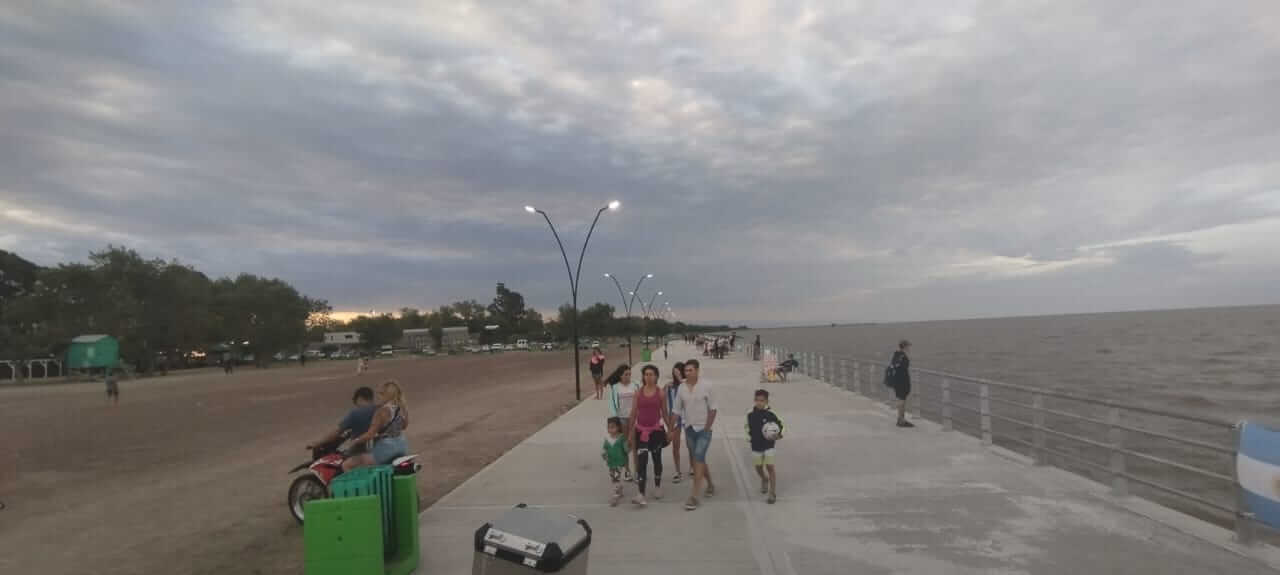 Ensenada: se inauguró el flamante Parque Costero de Punta Lara - Punto ...