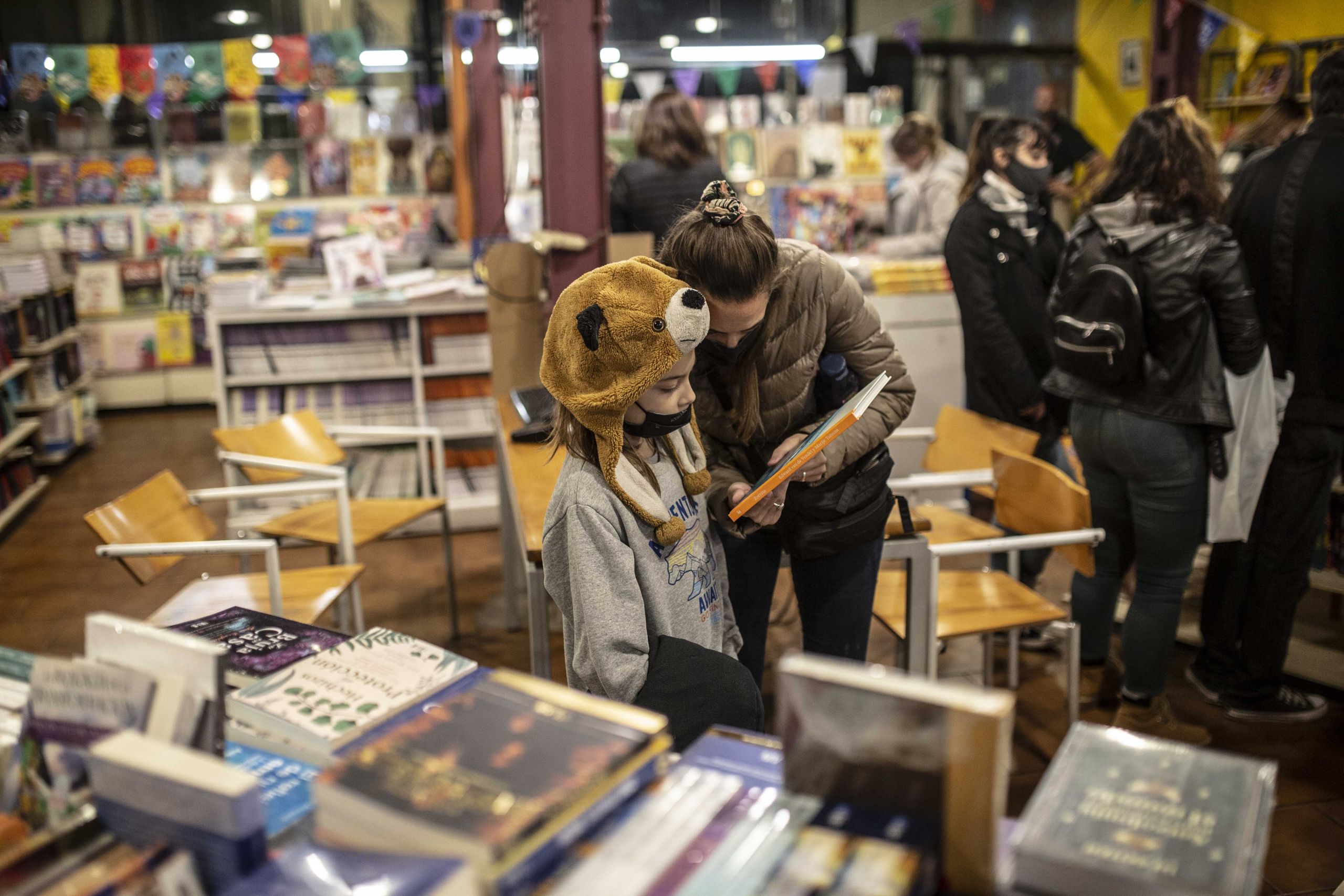 Vuelve “La Noche de las Librerías”: música y actividades en toda la ...